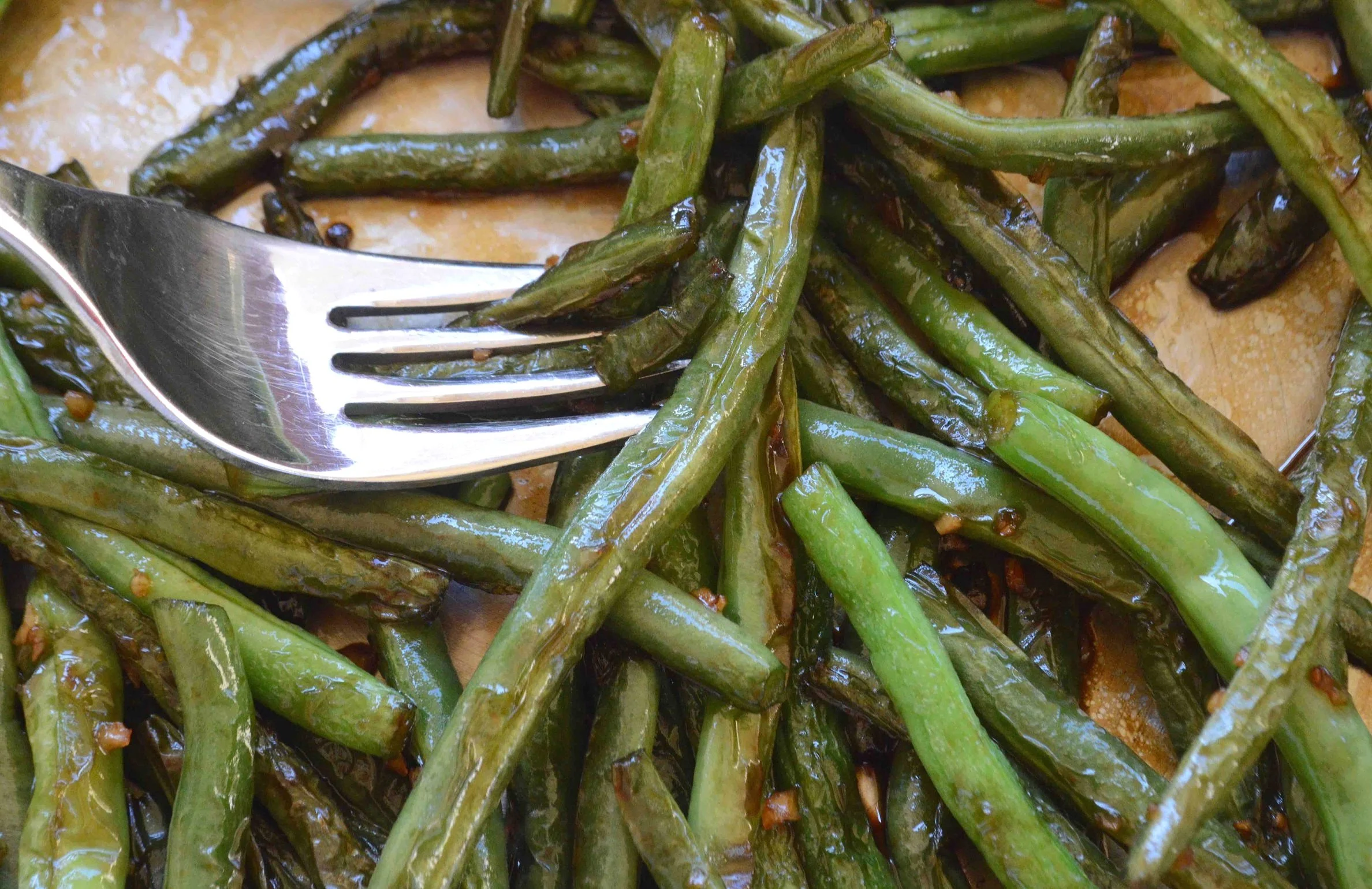 Chinese-Style Garlic String Beans — Unwritten Recipes