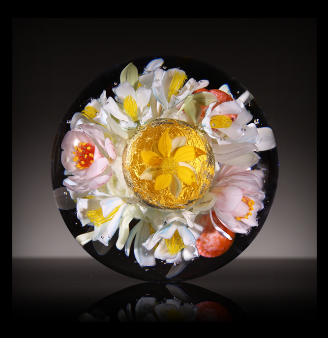 Glass art, glass flowers — Paul J. Stankard