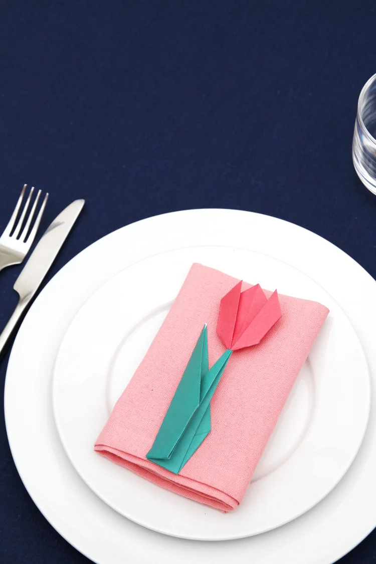 HOW TO MAKE ORIGAMI TULIP TABLE SETTINGS. — Gathering Beauty