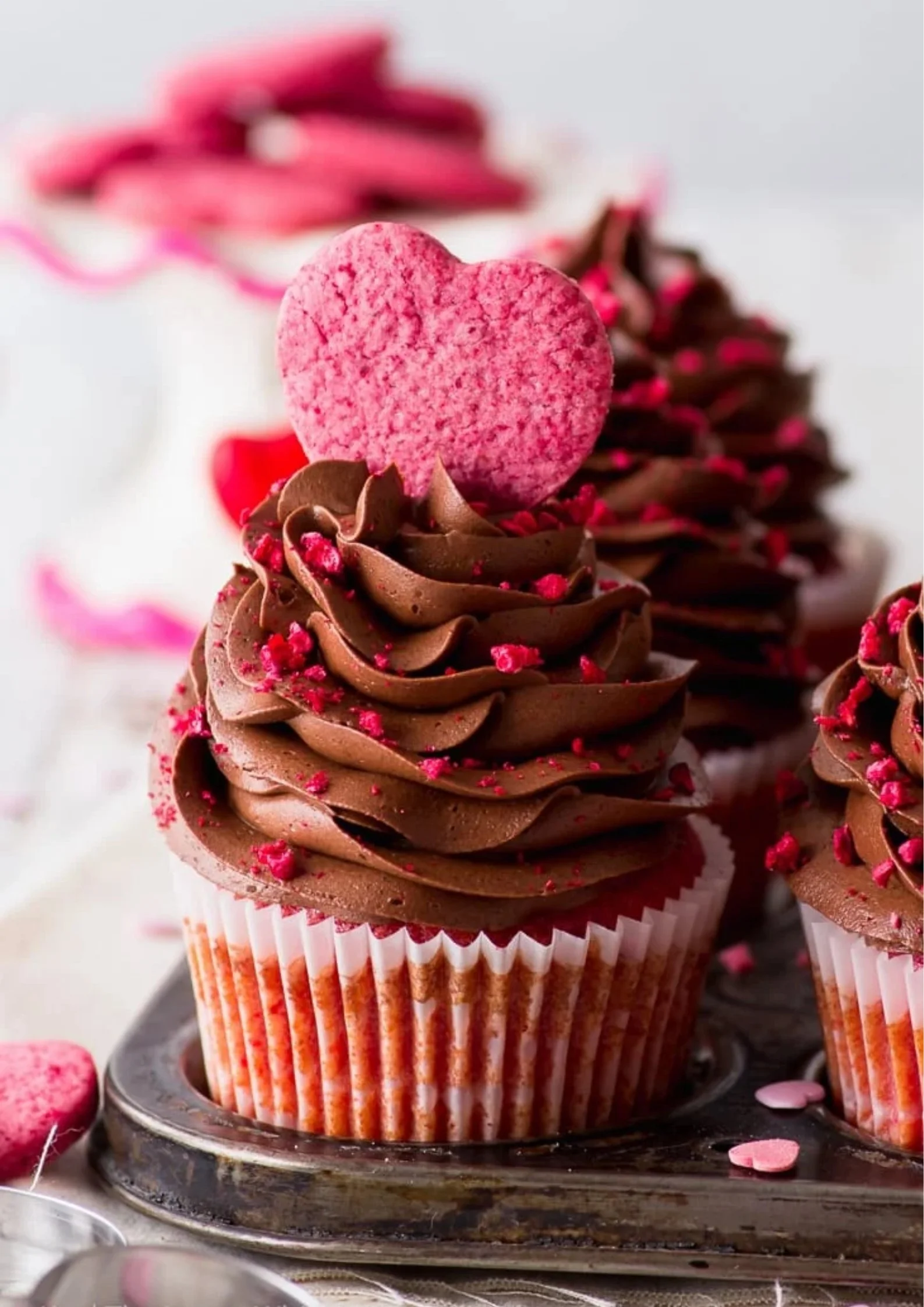 Valentine's Day Cupcakes Ideas — Gathering Beauty