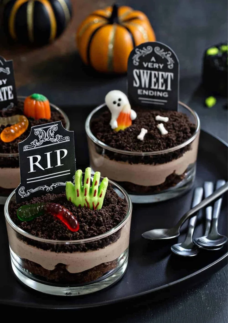 Spooky Halloween Dirt Pudding Recipes — Gathering Beauty