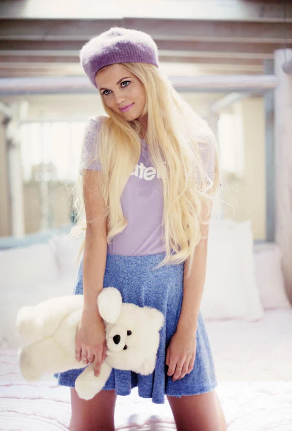 BARBIE LOVES WILDFOX — The Cobrasnake
