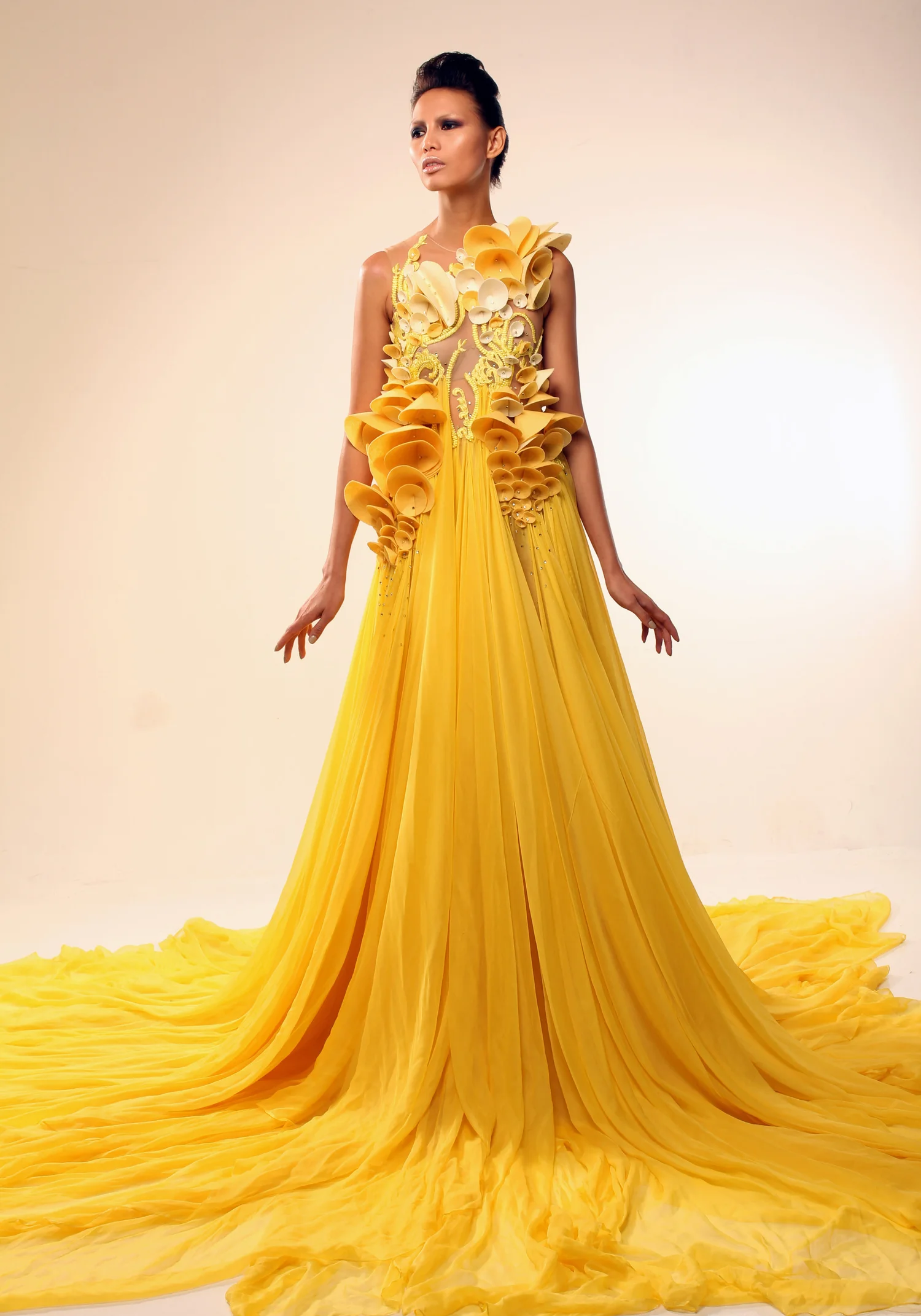 Francis Libiran New Couture