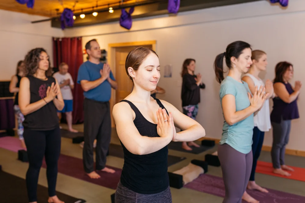 Framingham, MA Yoga Photo Shoot {W/ Common Ground Yoga} — Tracy ...
