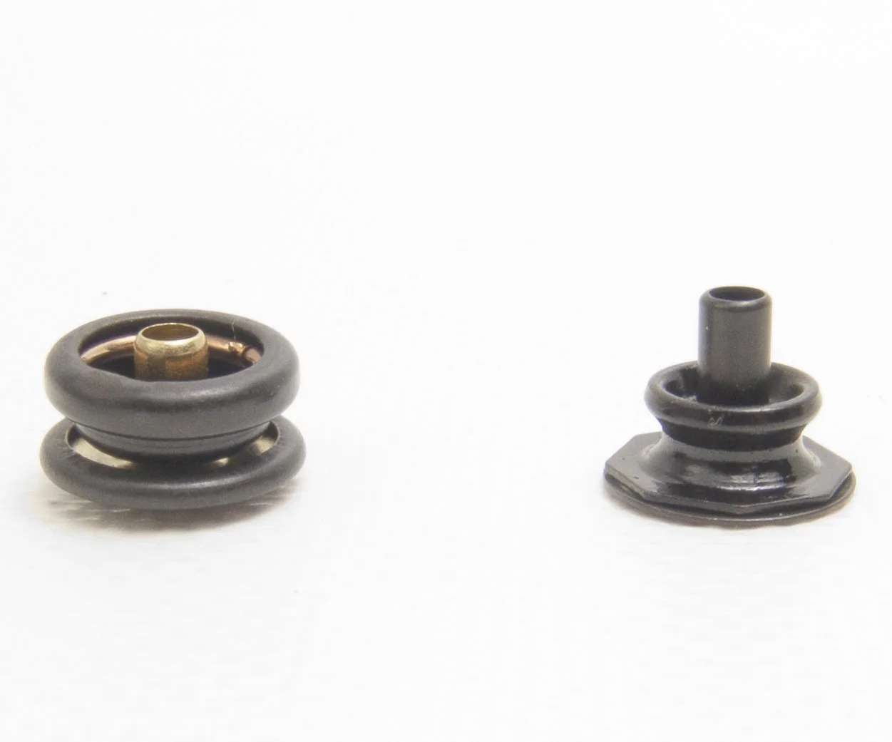 Pull The Dot Snaps w/ Longer Posts, Black Oxide — Northwest Tarp & Canvas