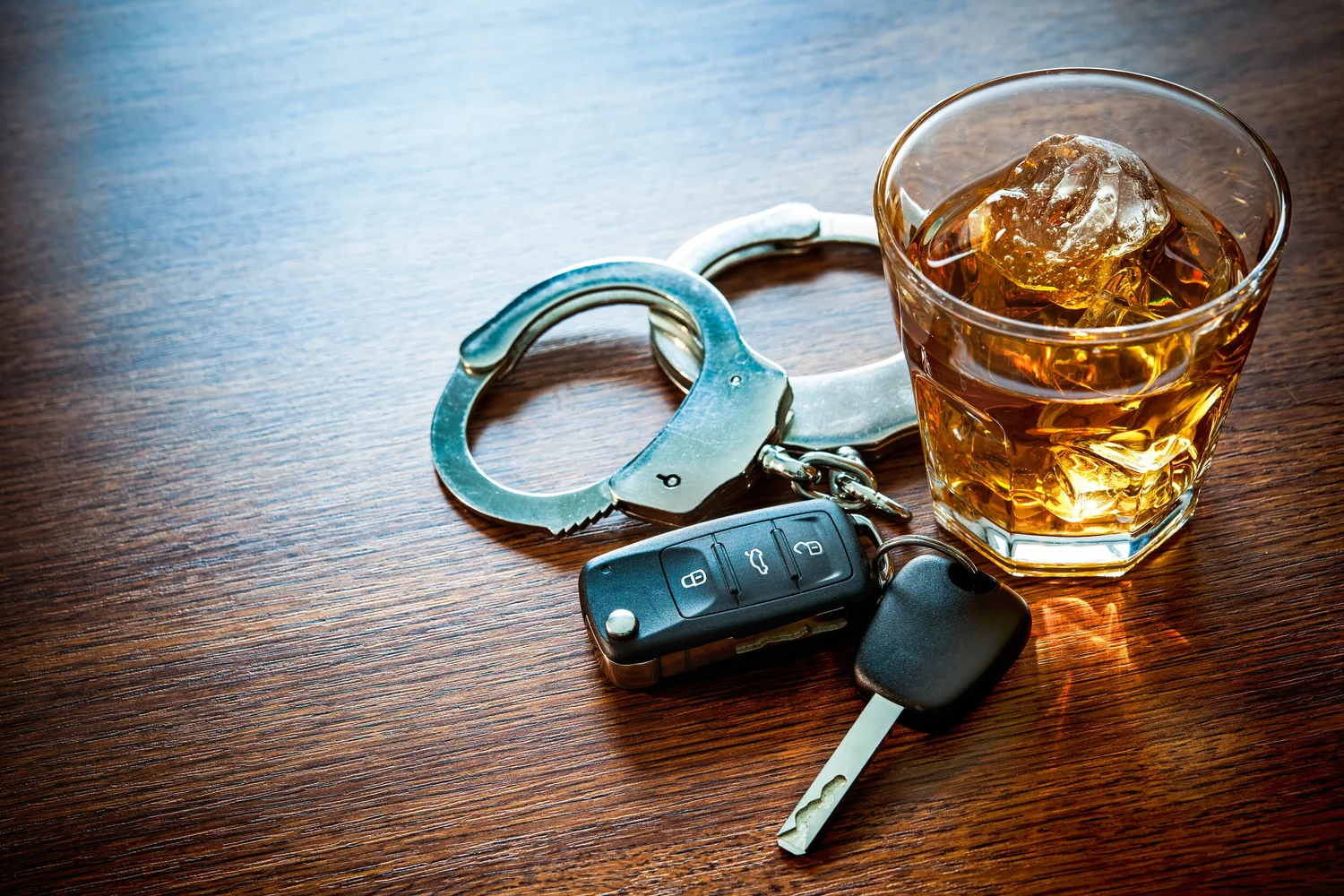 4 Reasons To Avoid Drinking While Driving — Every Thing For Dads