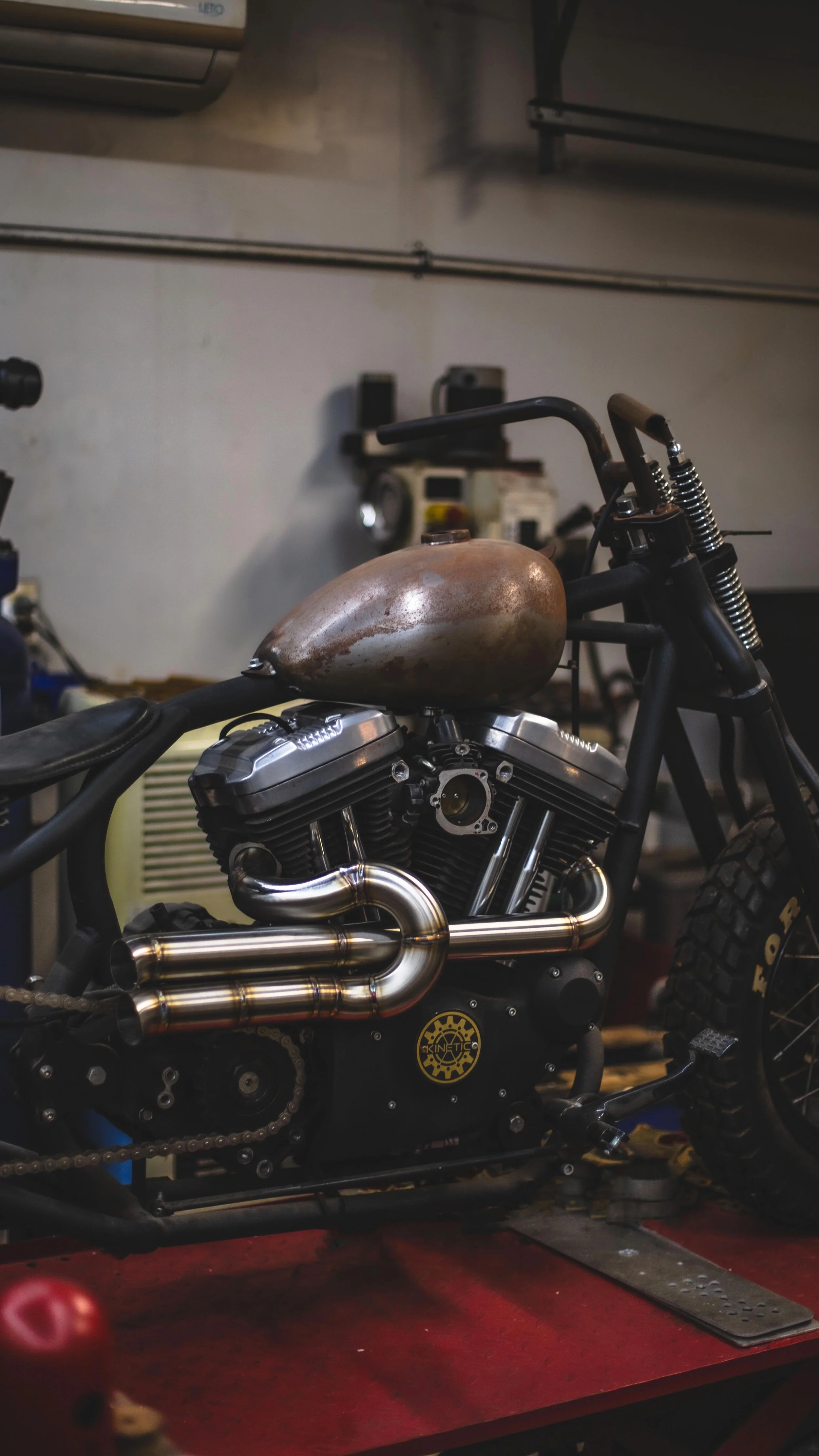 Kinetic Motorcycles - Your Hub for Motorcycle Customization.