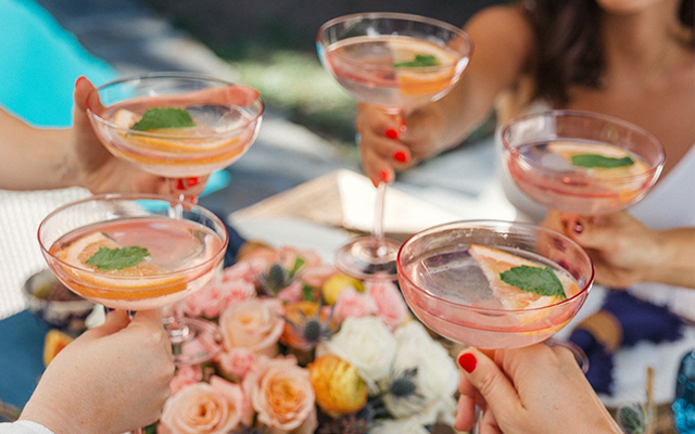 9 Ways to Add Gin to Your Wedding Day: Our Guide for Lovers who Love ...