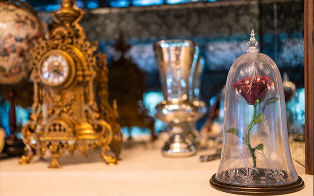 Disney lovers can now enjoy cocktails in a 'Beauty and the Beast ...