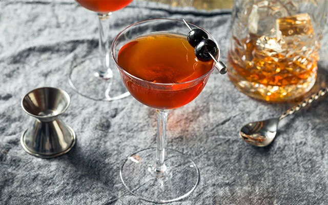 Try these Gin and Scotch whisky cocktails to celebrate St Andrew's Day ...