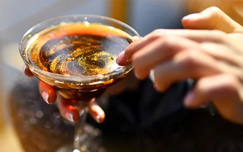 All that glitters: 5 ways you can use edible gold to create sparkling ...