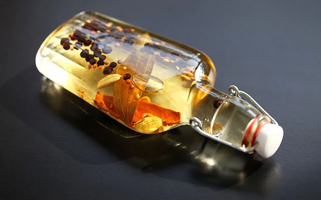 What is gin made from? How is gin different from vodka? And is ...