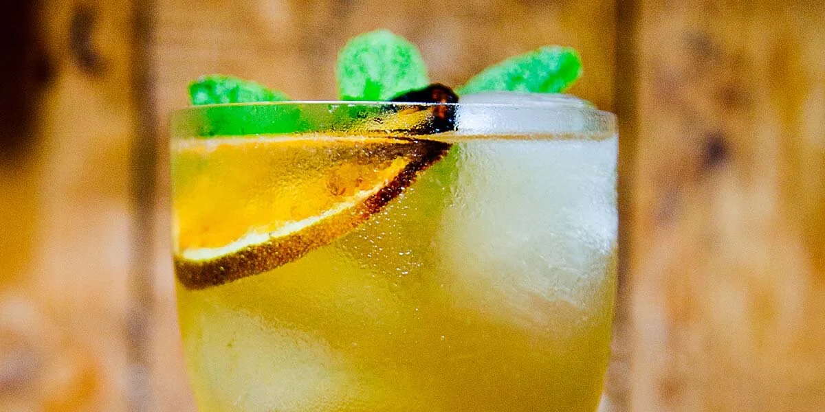 A pineapple and gin cocktail? Yum! Yes please! It's time for a ...