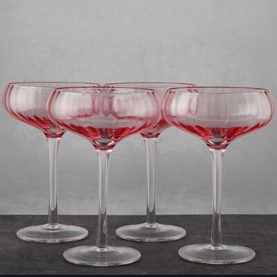 11 of the prettiest pink gin cocktail glasses for the perfect night in ...