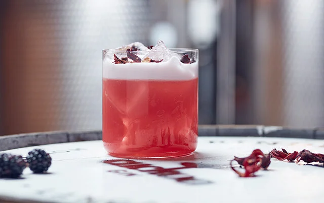 Get ready for the warm weather with this gorgeous gin and grenadine ...