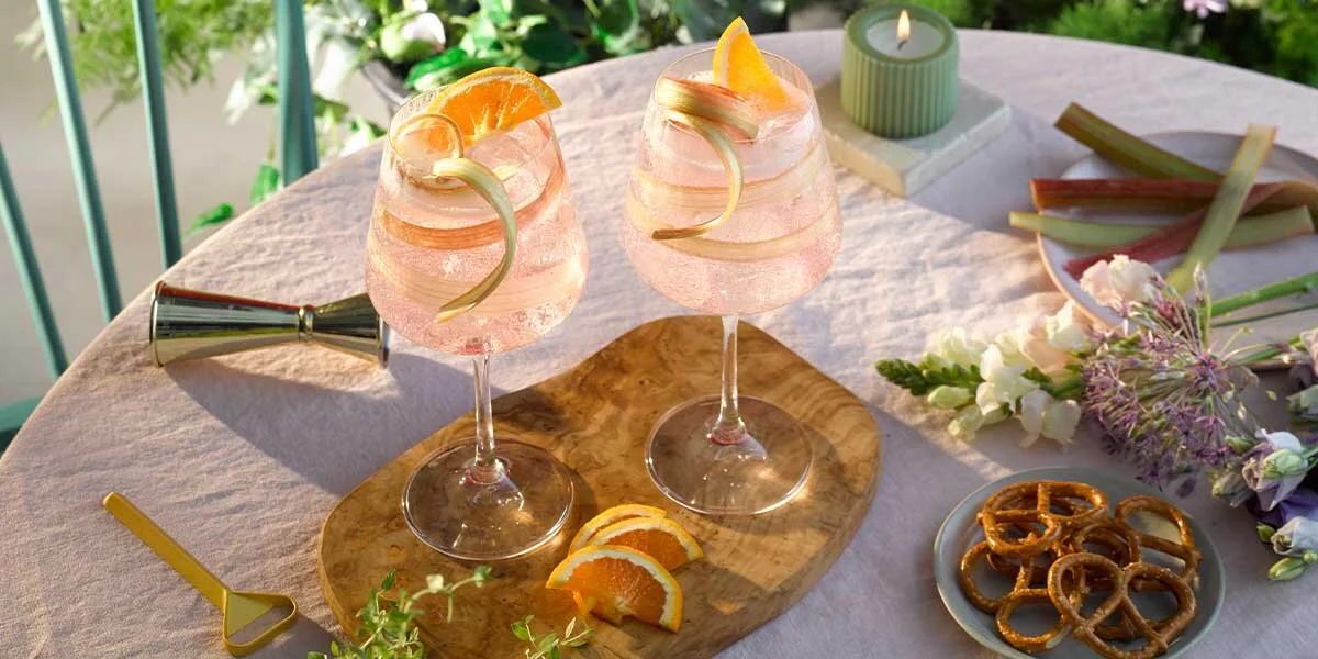 12 Fabulously Pretty Pink Gin Cocktails — Craft Gin Club | The UK's No ...