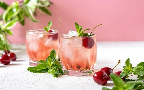 Discover everything you need to know about Angostura bitters! — Craft ...