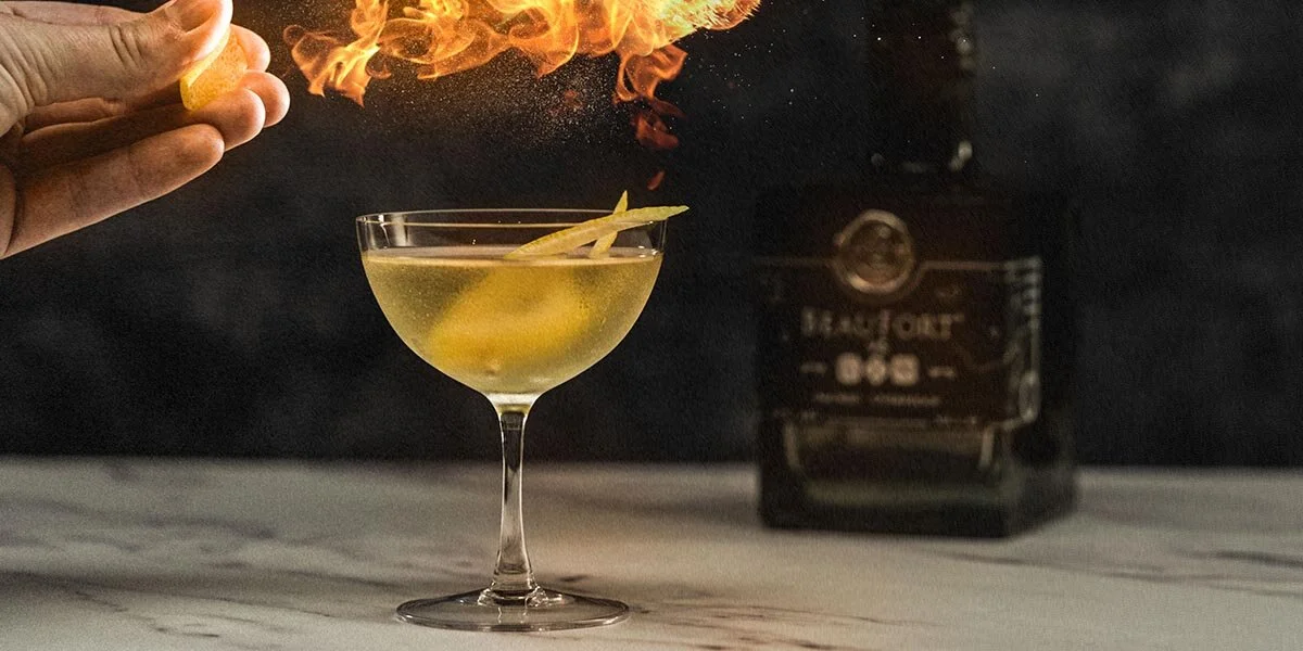 Like a Strong Gin? This Smooth, Smoky Spirit is Perfect for You ...
