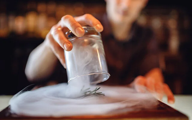 The best guide to creating smoked gin cocktails! — Craft Gin Club | The ...