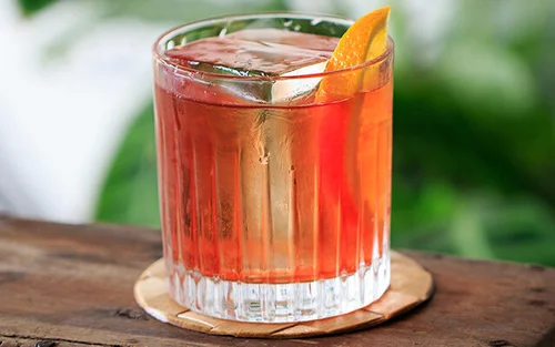 The best guide to creating smoked gin cocktails! — Craft Gin Club | The ...
