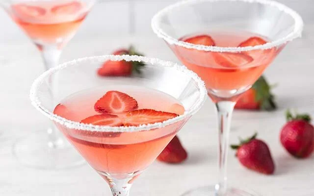 12 Fabulously Pretty Pink Gin Cocktails — Craft Gin Club | The UK's No ...