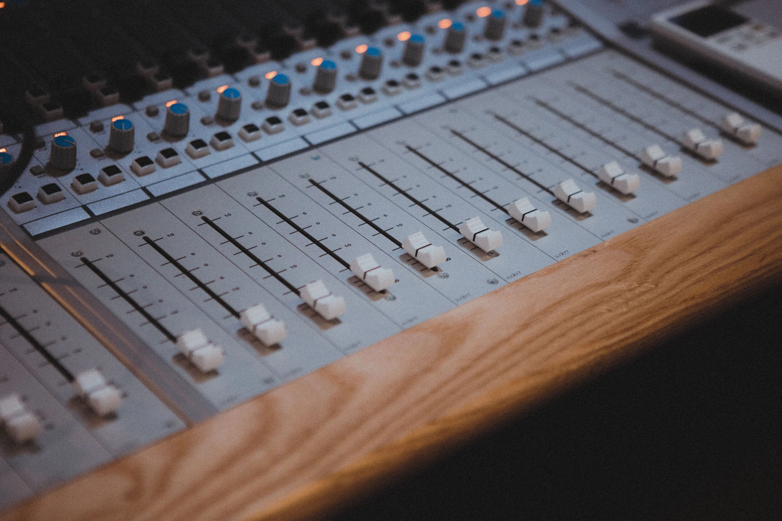 Blue River at Cube Recording Studio — Craig Taylor-Broad Photography