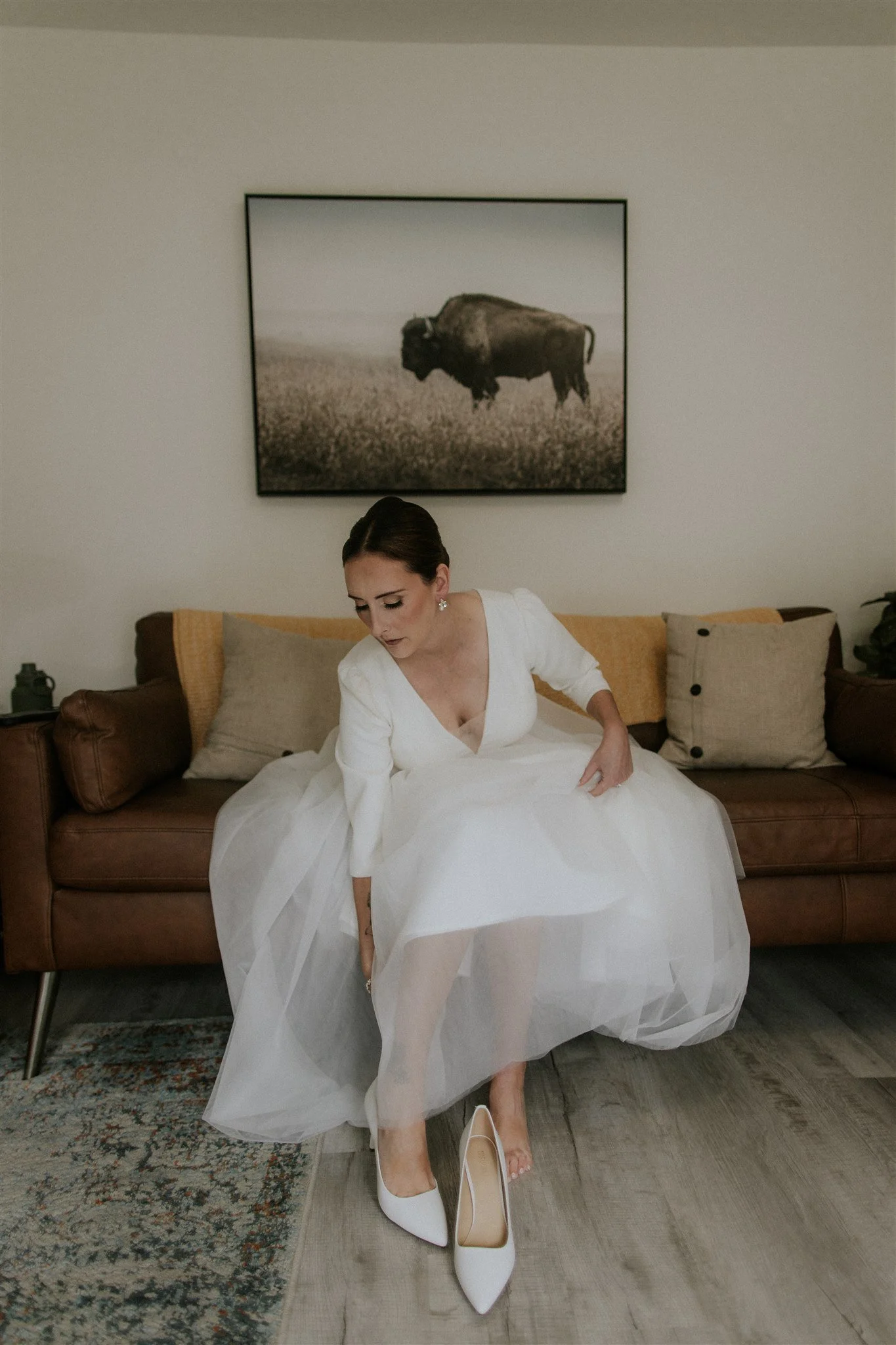 Cosy Fall Wedding at The Alloy Restaurant in Calgary - Ashley & Brian ...