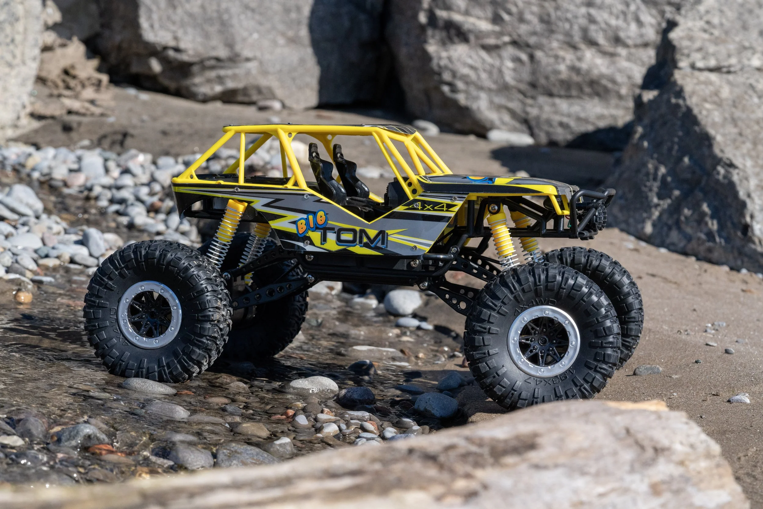 BIG TOM 15 Year Edition — Welcome to LITEHAWK