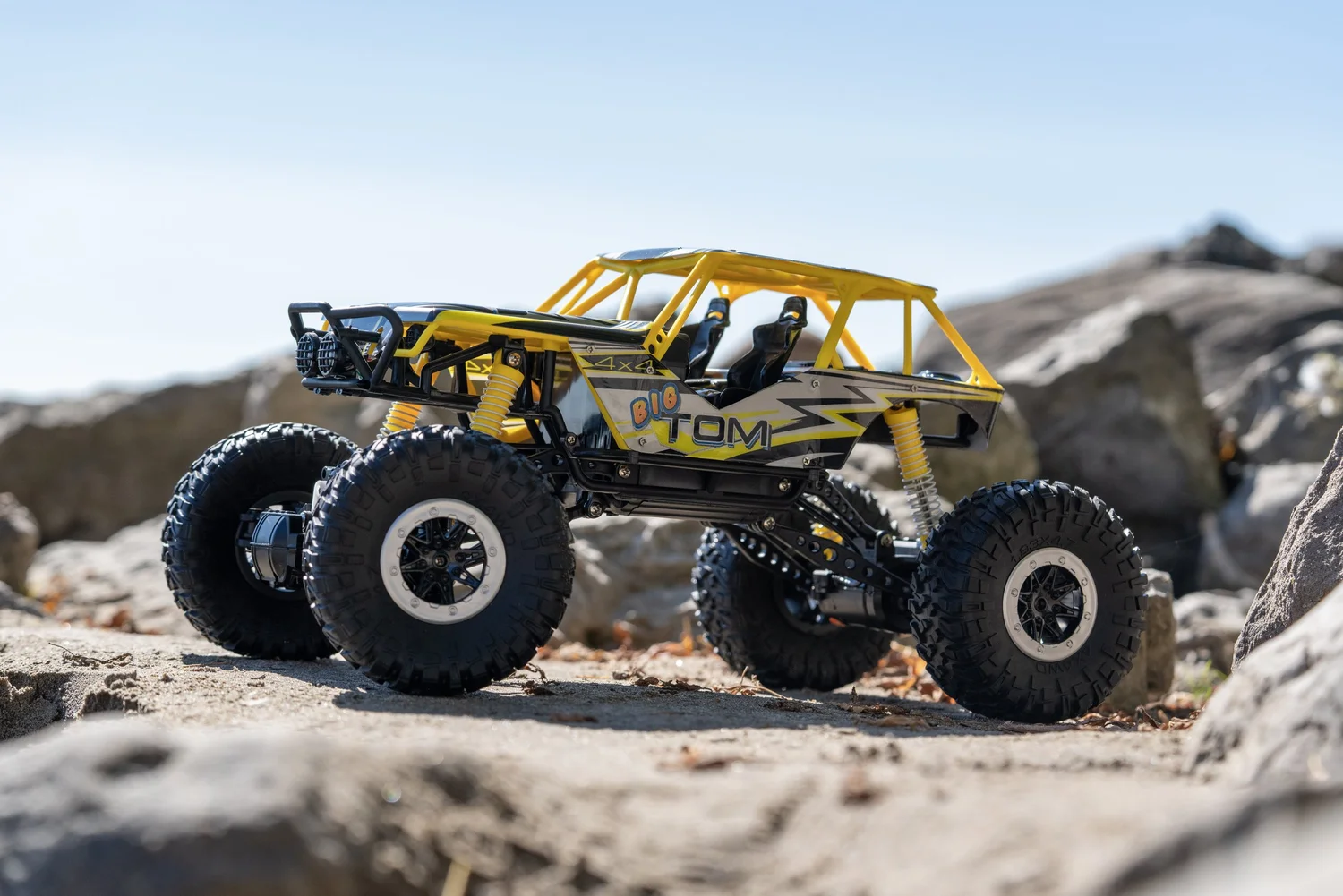 BIG TOM 15 Year Edition — Welcome to LITEHAWK