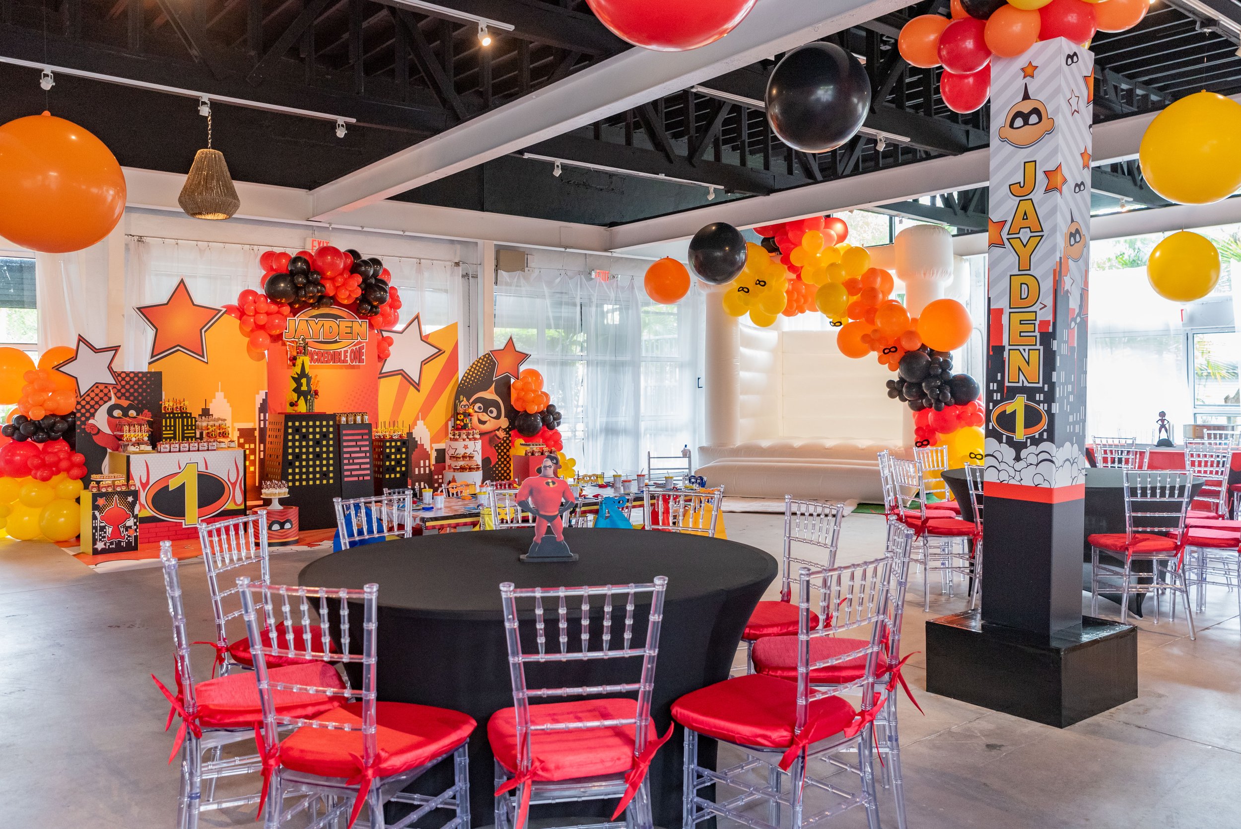 Miami Ironside Glassbox: A Sunlit Venue for Unforgettable Events ...