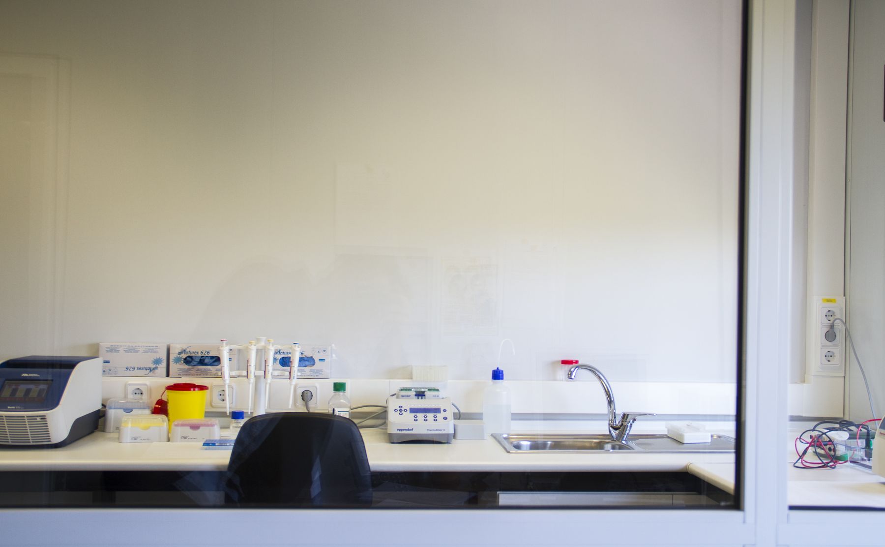 Genetic laboratory — UCAM Tour