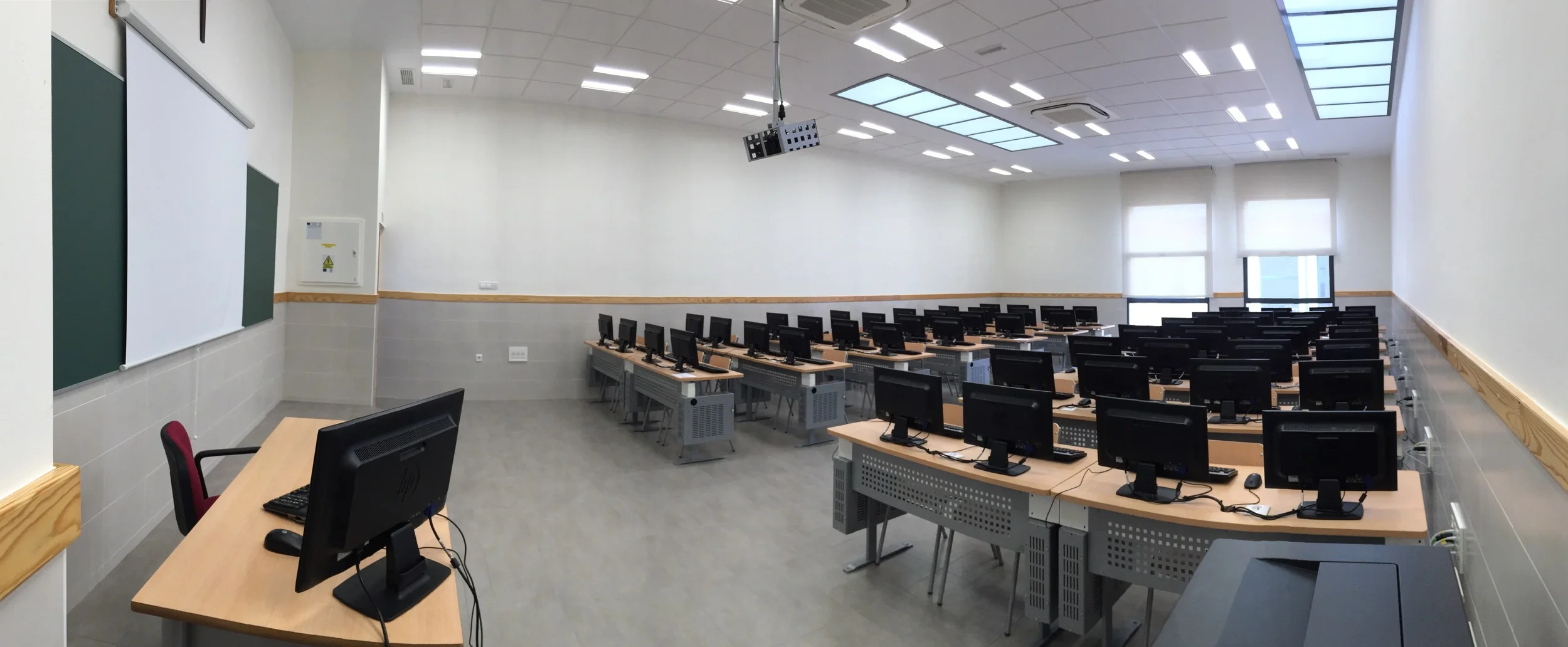 Computer room — UCAM Tour