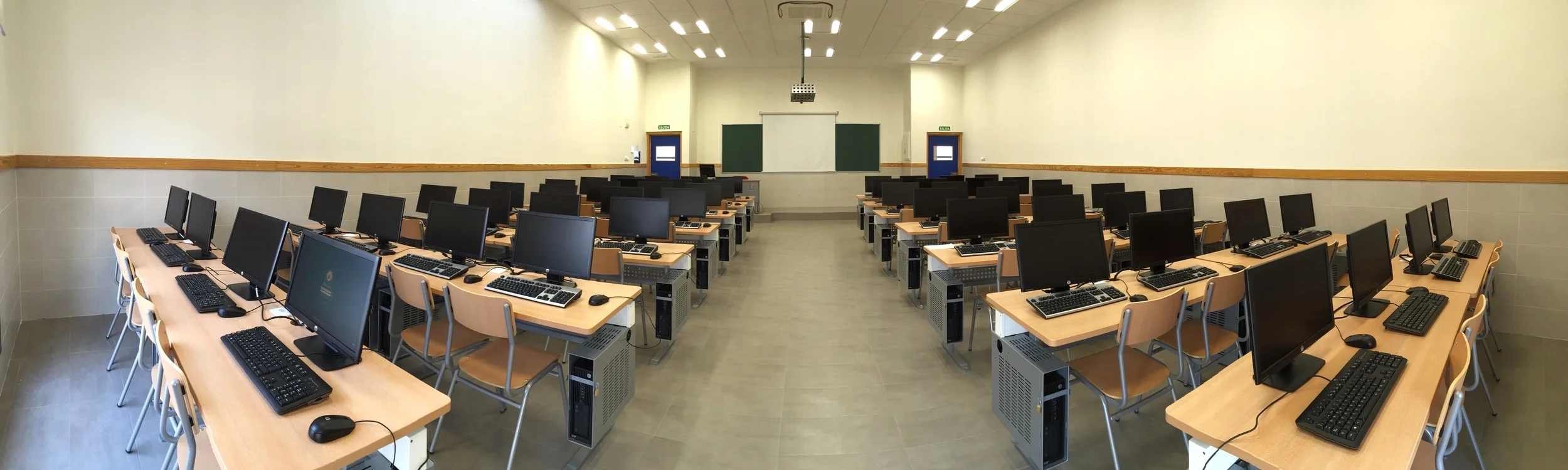 Computer room — UCAM Tour