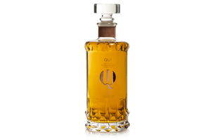 QUI PLATINUM EXTRA AÑEJO TEQUILA