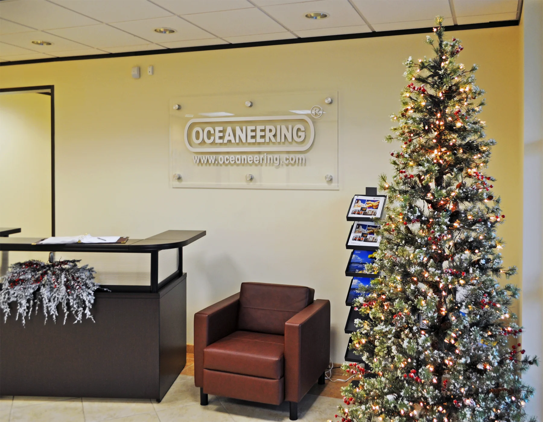 Backplated Logo Signs | Saifee Signs, Houston TX