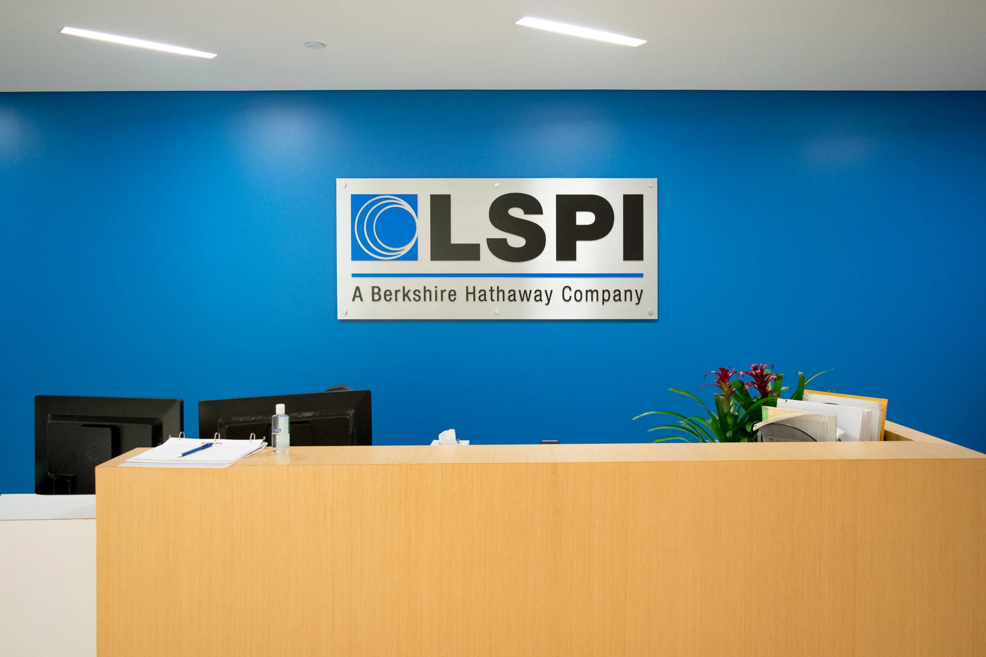 Backplated Logo Signs | Saifee Signs, Houston TX