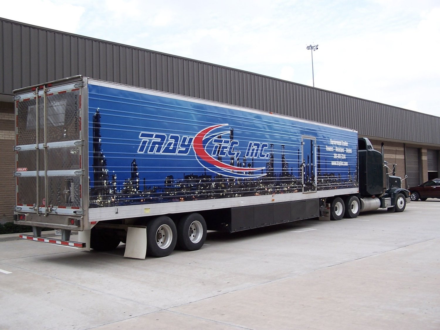 Custom Trailer Wraps