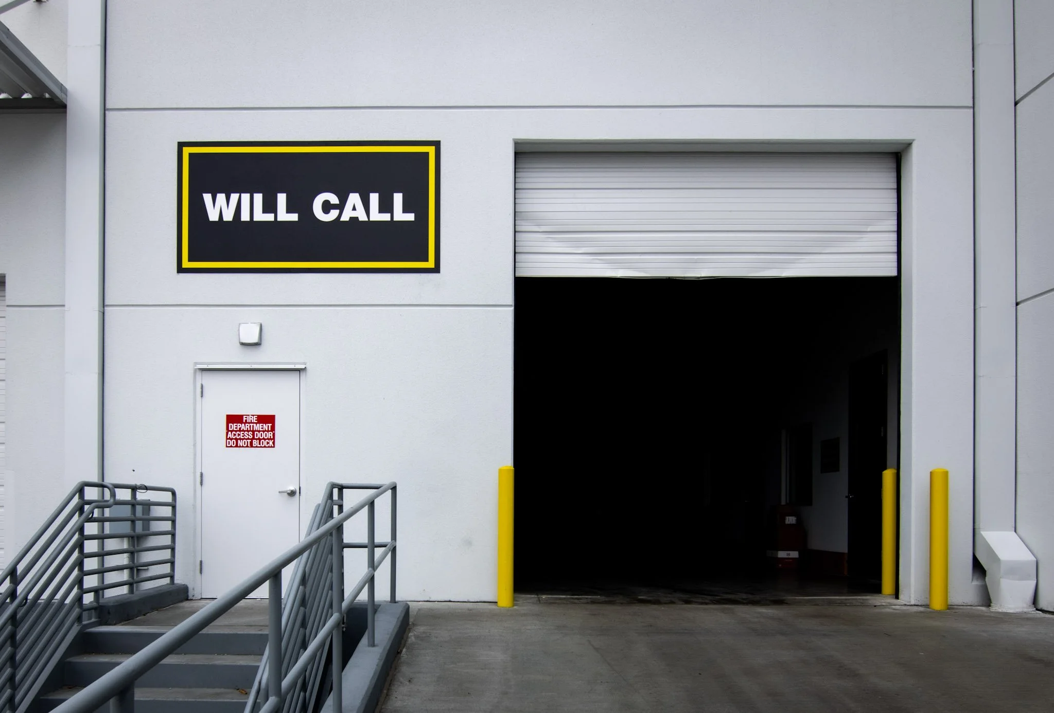 Custom Signage for Industrial Complexes
