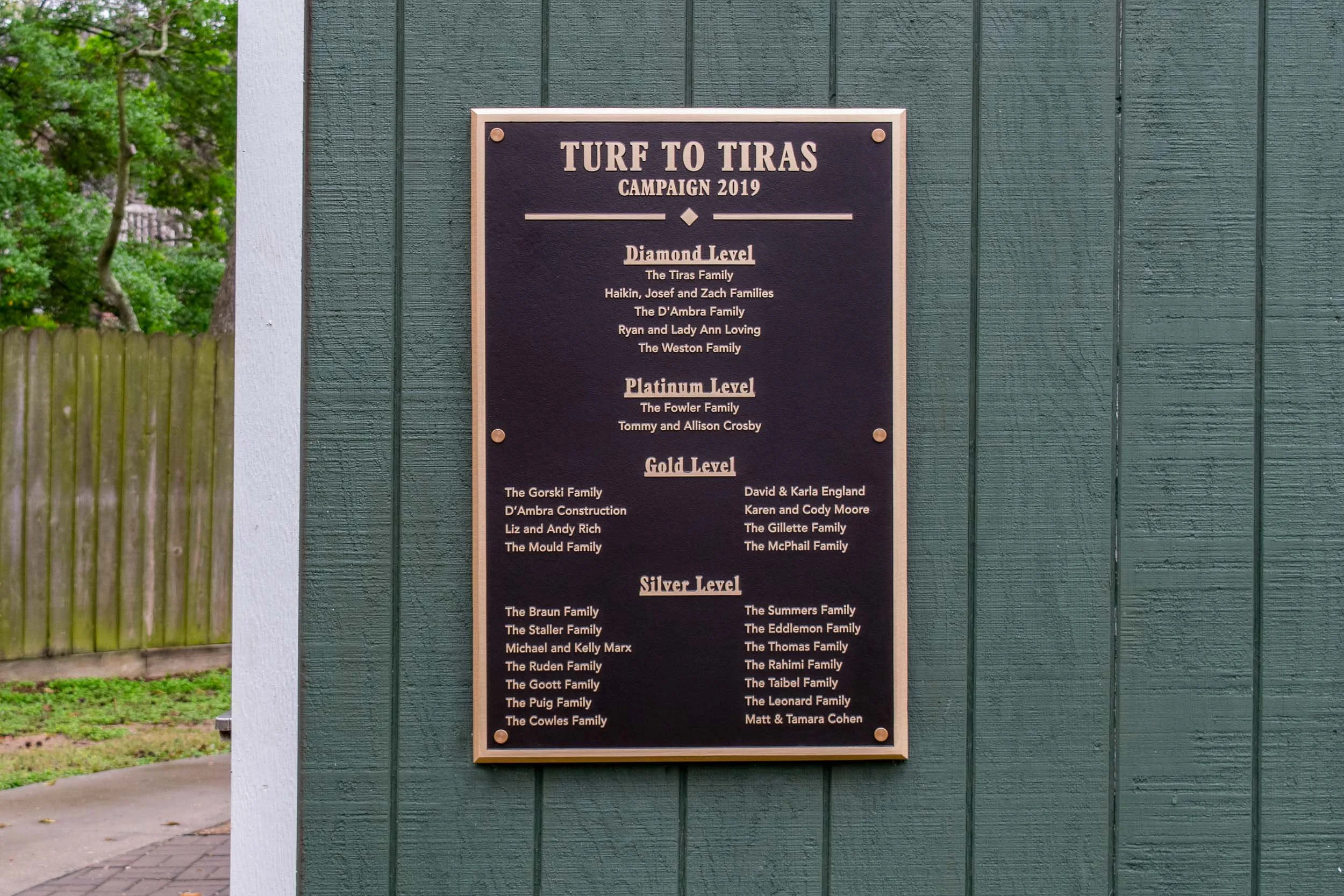 Cast vs. Etched Plaques: Durability, Design, and Eco-Friendly Materials ...