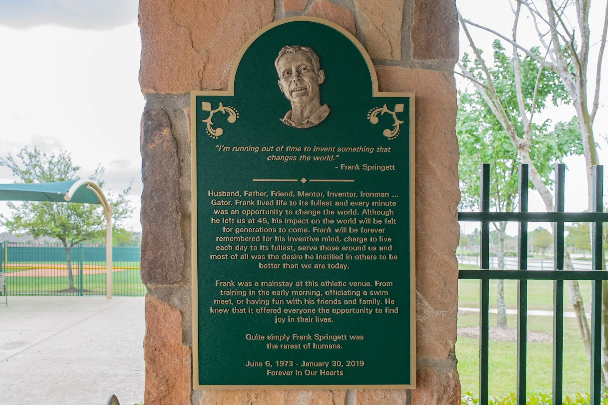 Tips for Designing the Ideal Memorial Plaque | Saifee Signs