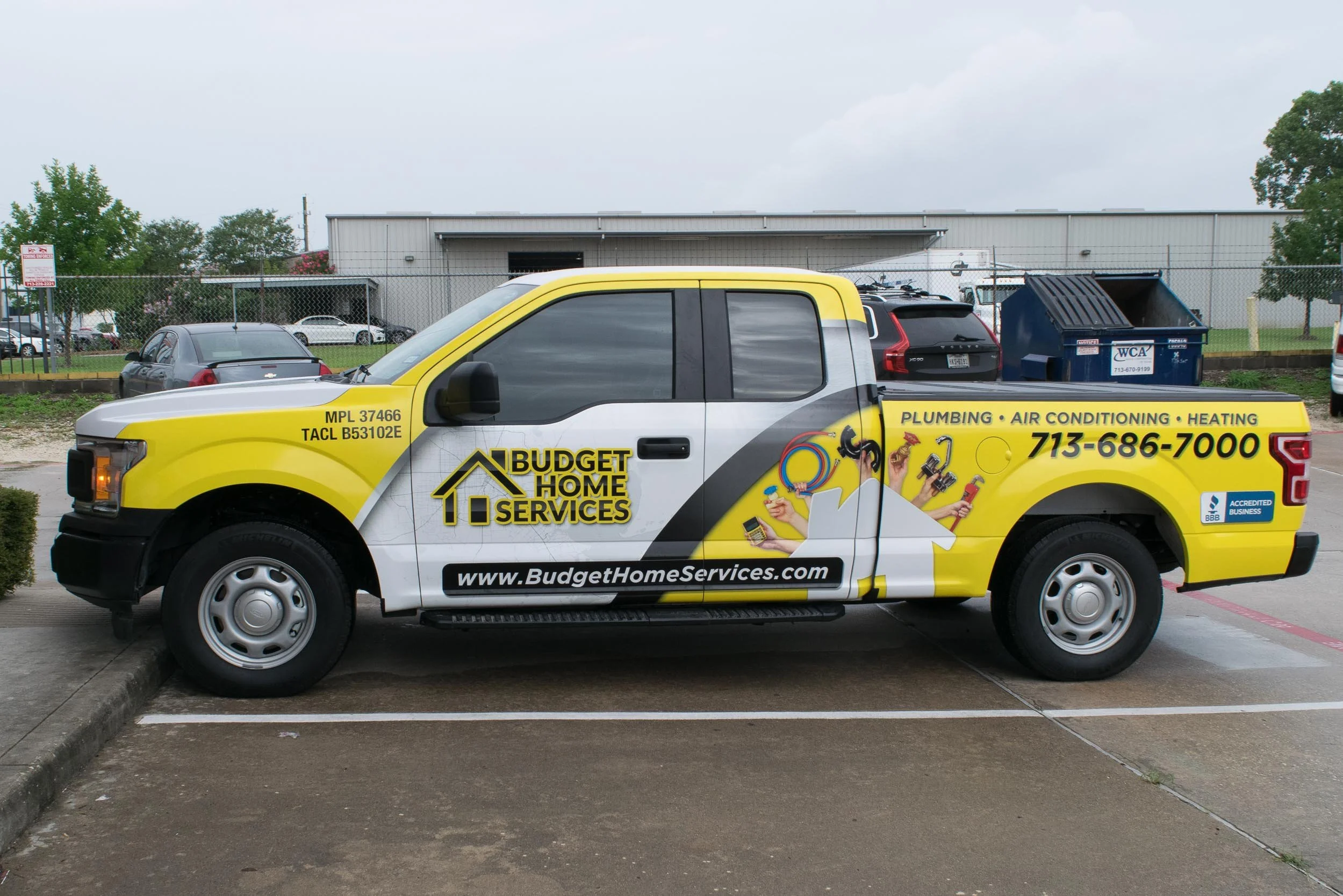 Advantages of Vehicle Wrapping: A Comprehensive Guide | Saifee Signs