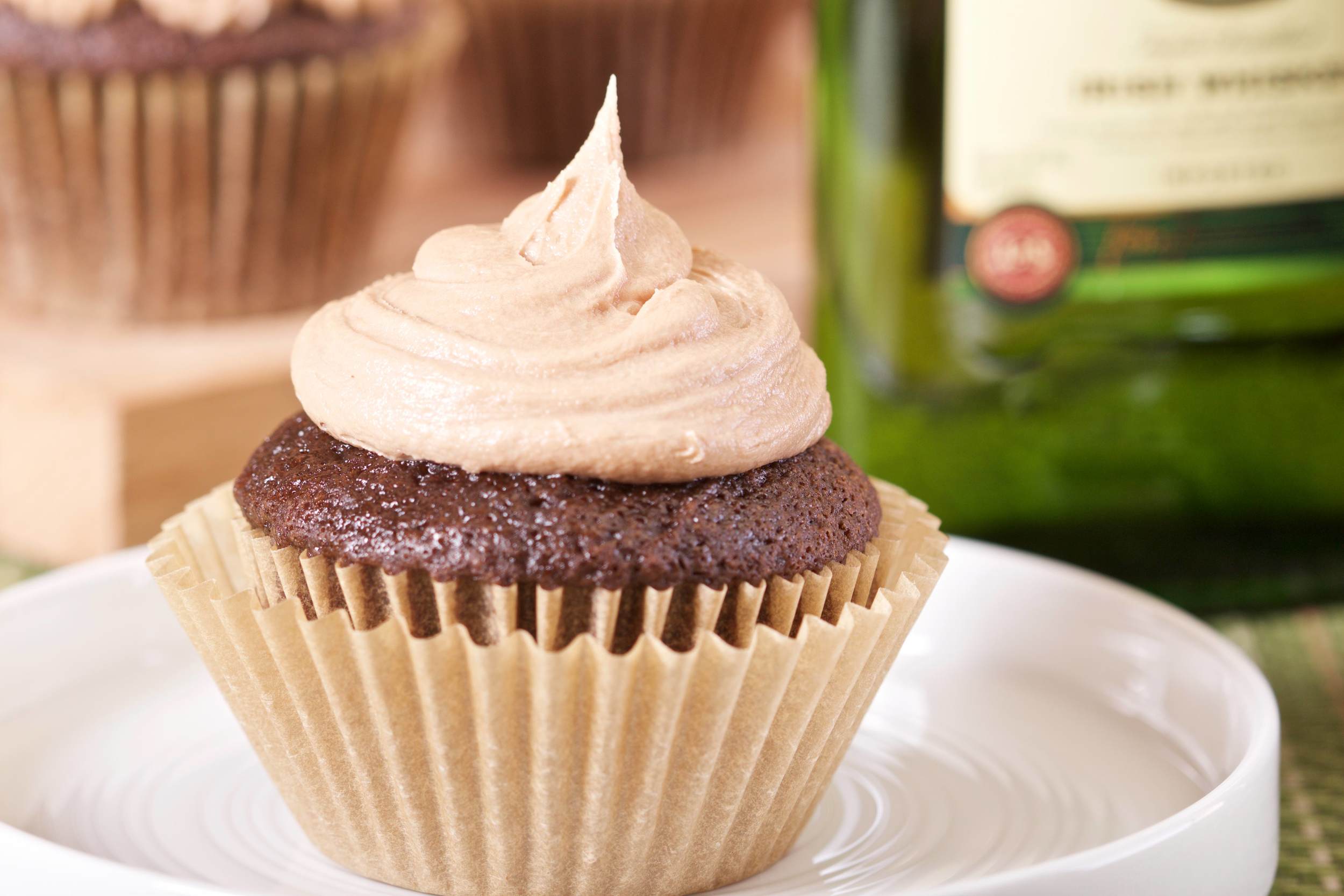 Drunken Chocolate Cupcakes — Land of Noms