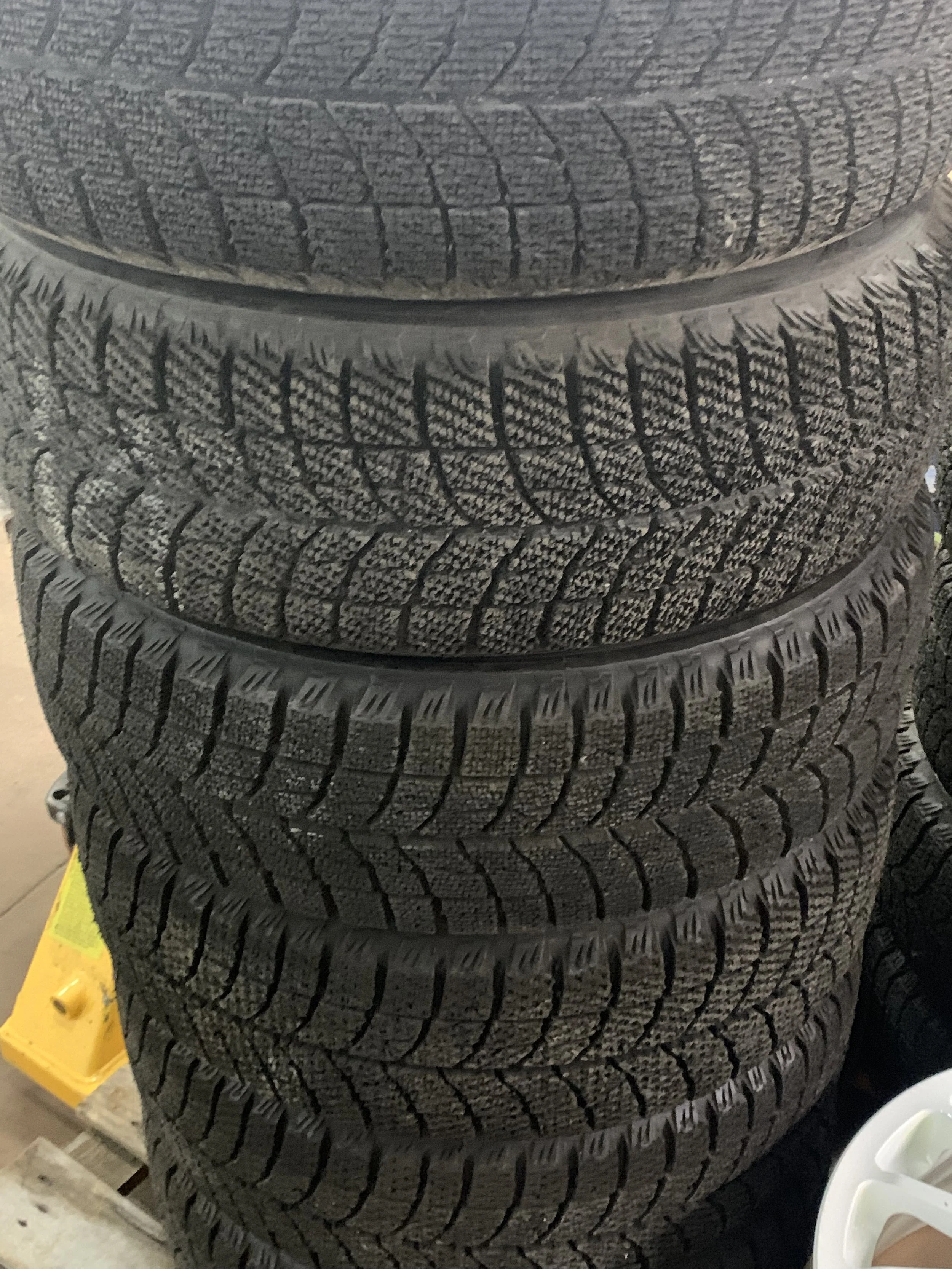 Garage Sale 16 Inch — Four Star Motorsports