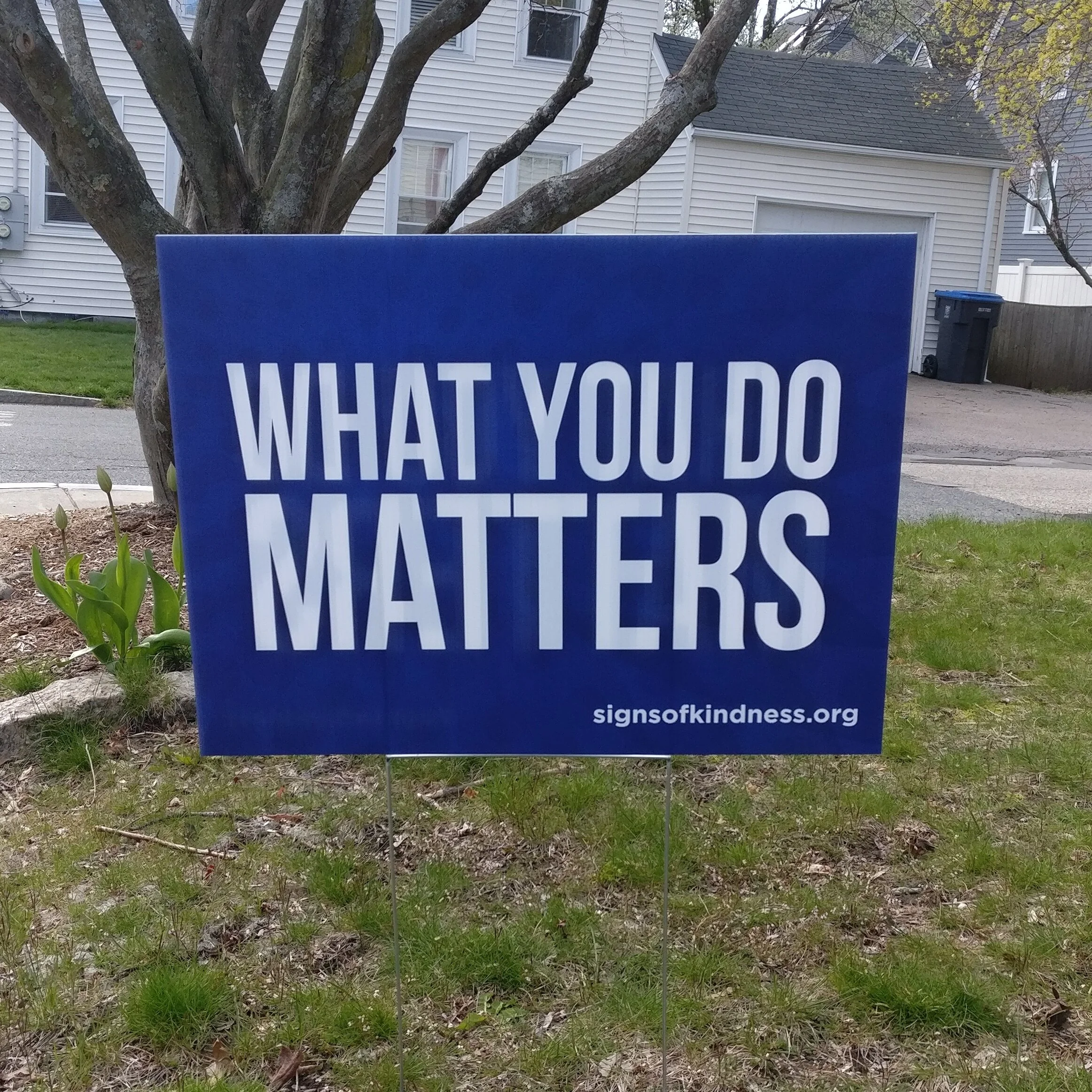 Yard Signs — The Gift of Happiness