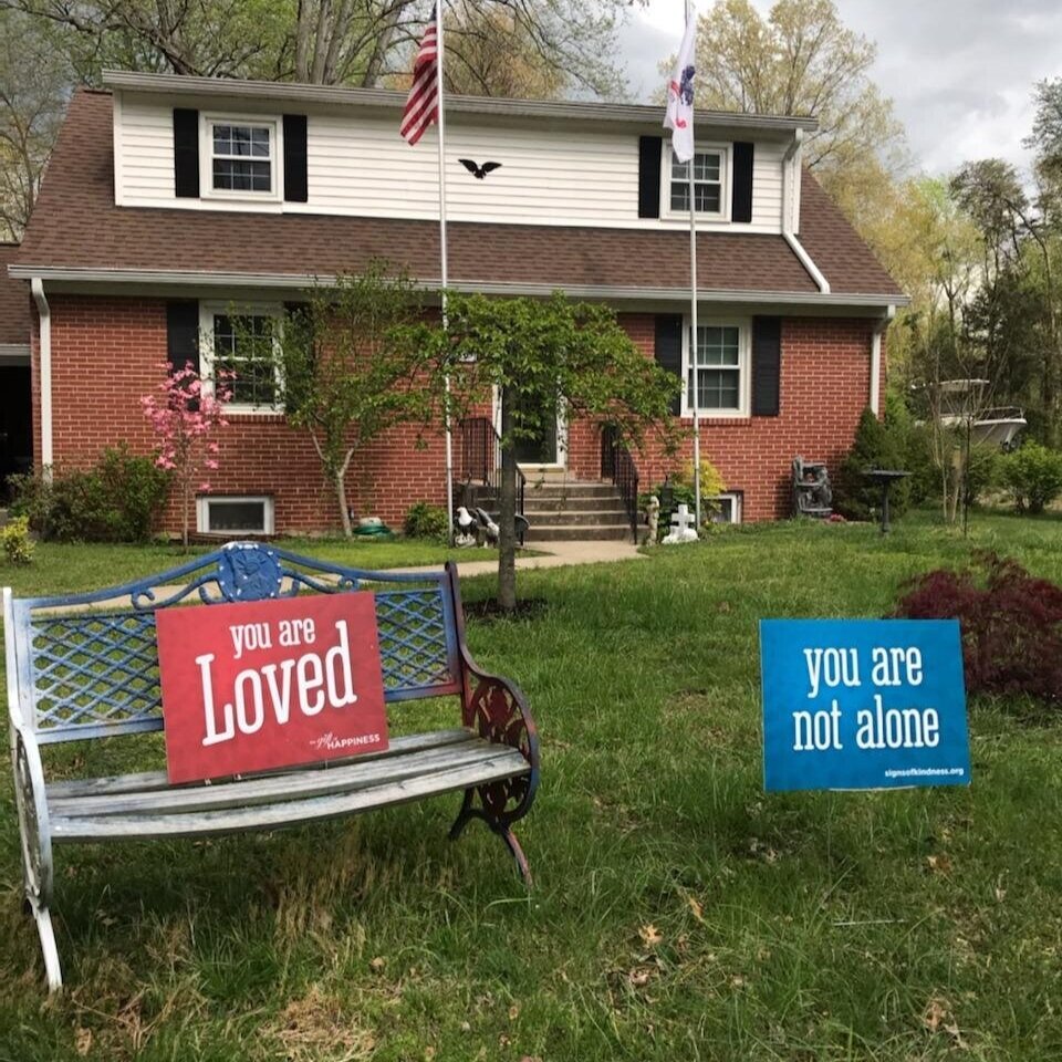 Yard Signs — The Gift of Happiness
