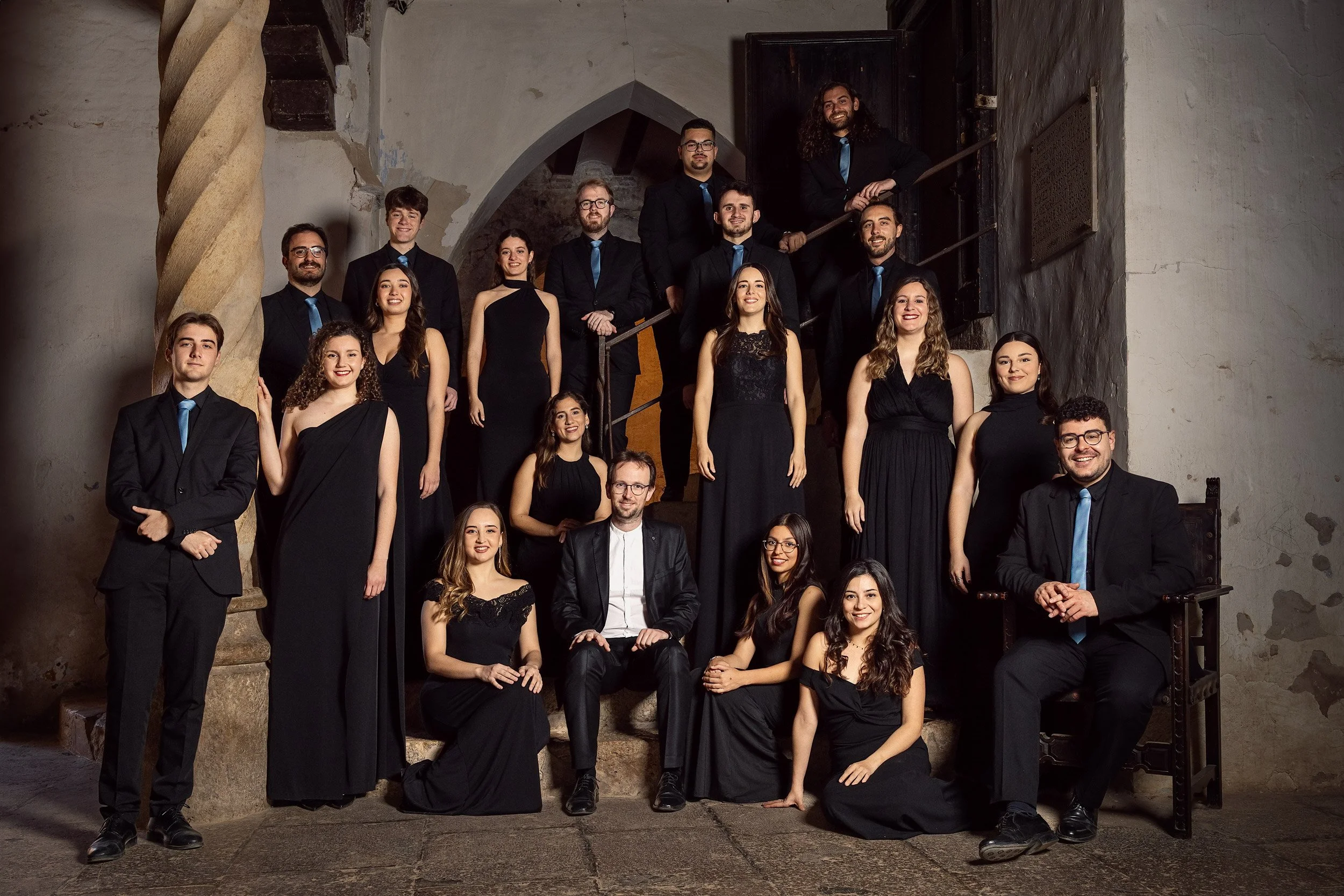 A castle and a choir — Alex Baker Images