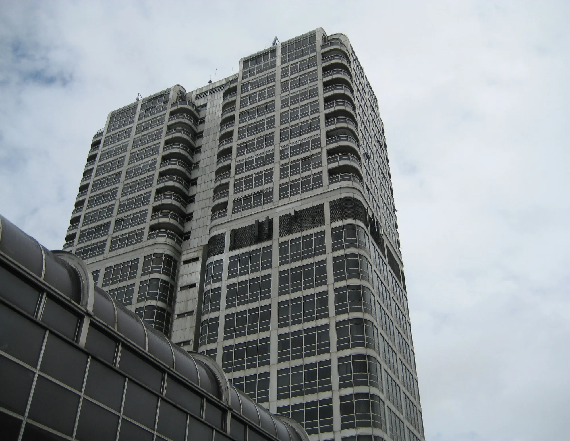 David Murray John Building, the Number One Wonder of Swindon — gcp ...