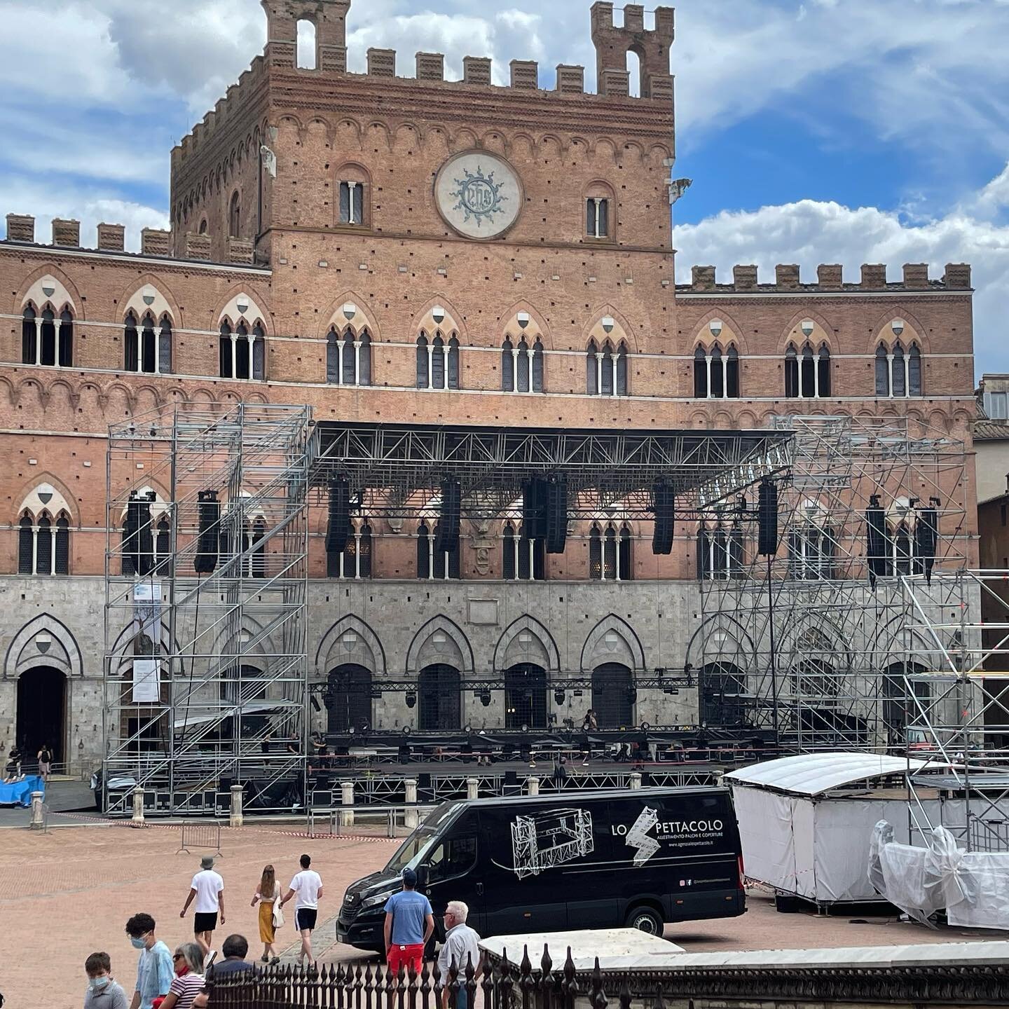 Silver Lining Design Group