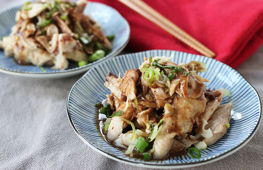 There's something strange about that chicken — Fobby Foody