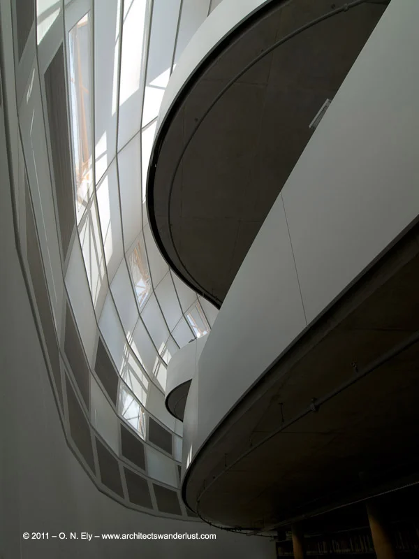 Free University - Foster and Partners Berlin Libary — ON-E Net